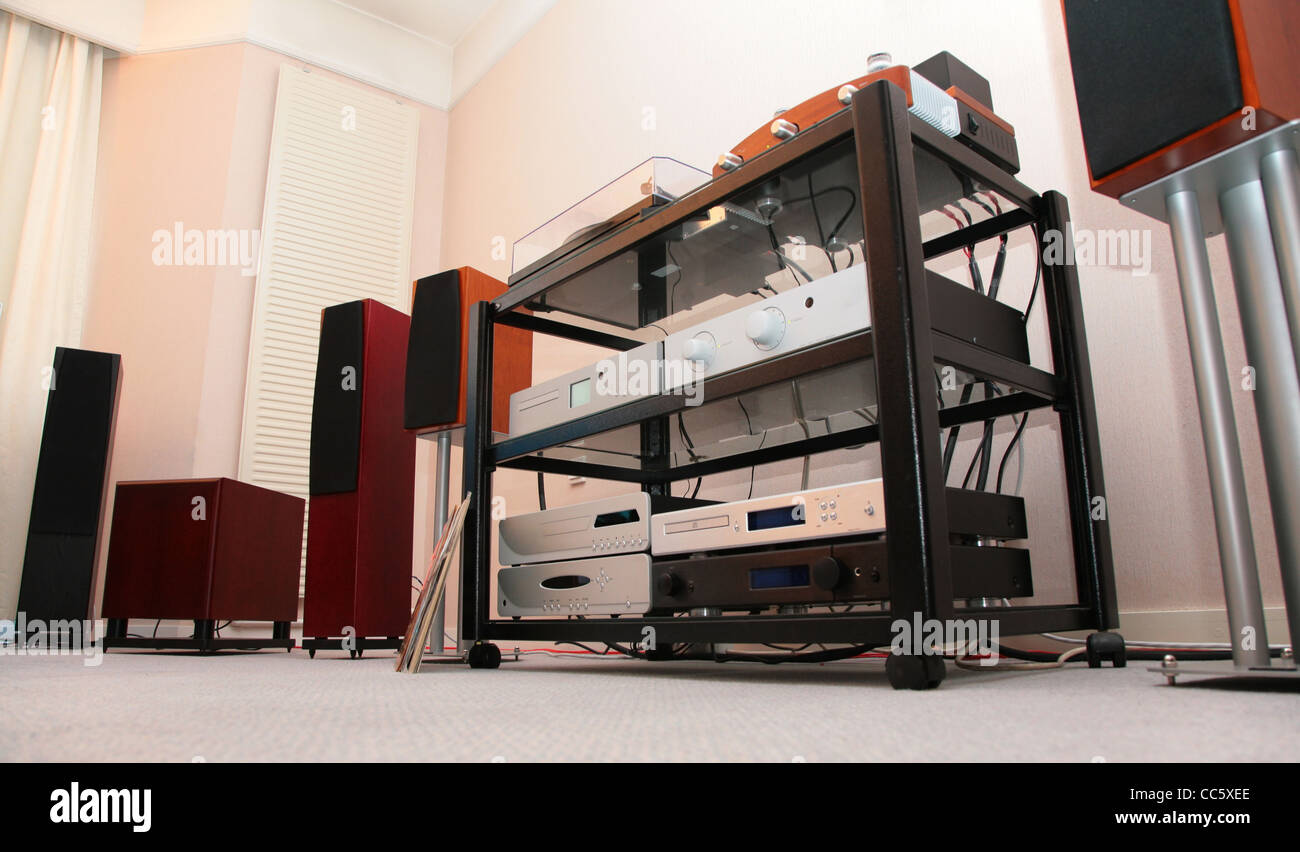 System amplifier hi-res stock photography and images - Alamy