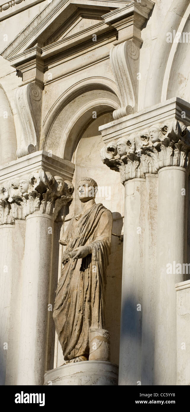 Statue in the Doge's Palace, Venice Stock Photo - Alamy