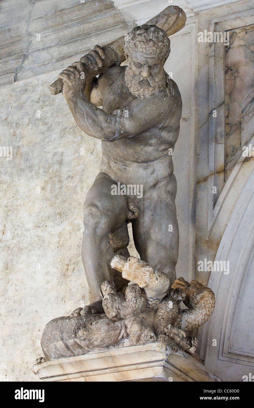 Statue in the Doge's Palace, Venice Stock Photo - Alamy