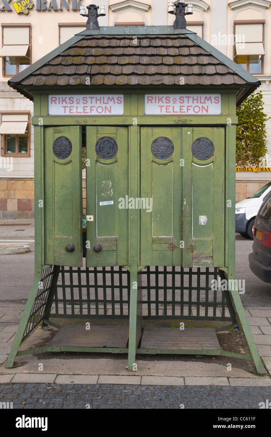 Historical phone booth hi-res stock photography and images - Alamy