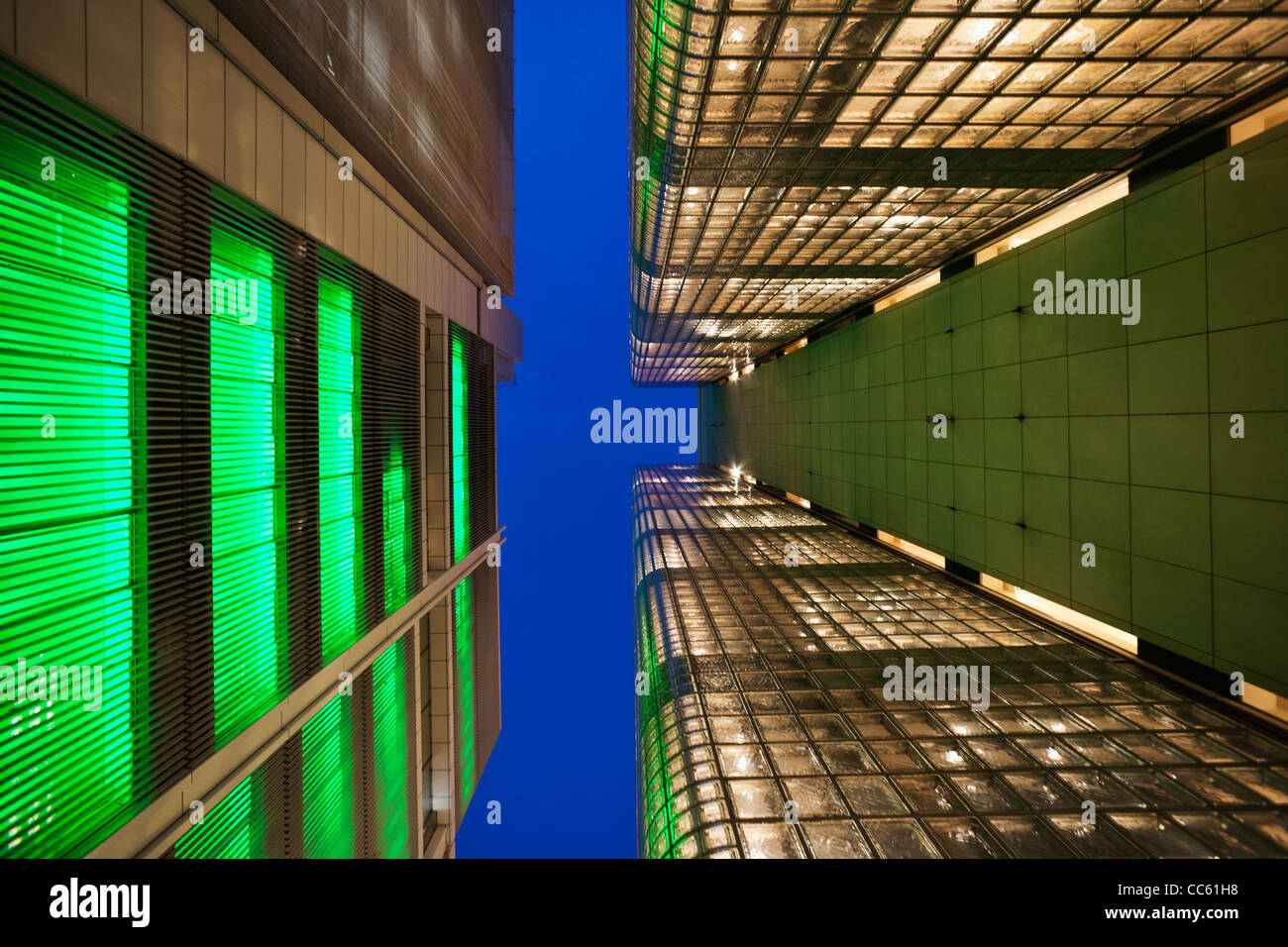 Tokyo sony building architecture hi-res stock photography and images ...