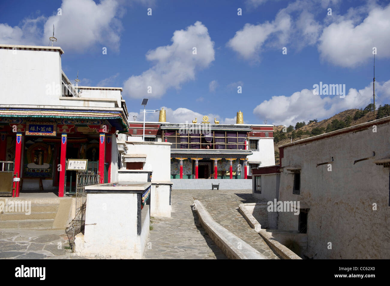 Wudangzhao monastery hi-res stock photography and images - Alamy