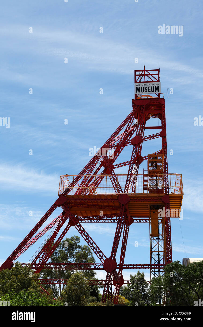 A pit head hi-res stock photography and images - Alamy