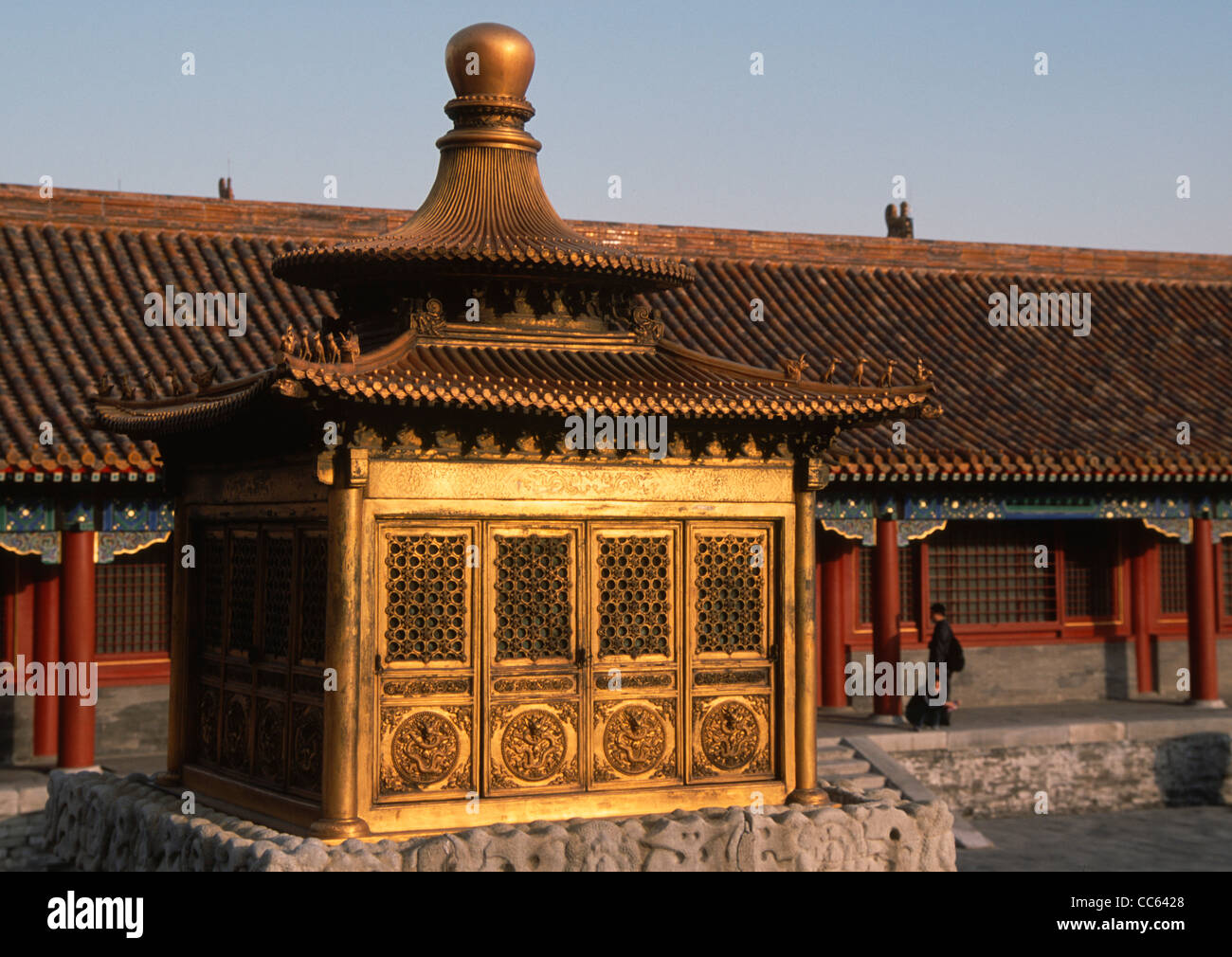 China, Beijing, Forbidden City, courtyard, pavilion Stock Photo - Alamy