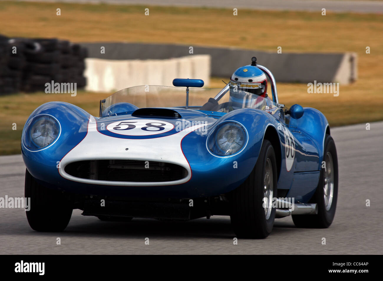 Vintage sports car racing road america hi-res stock photography and ...