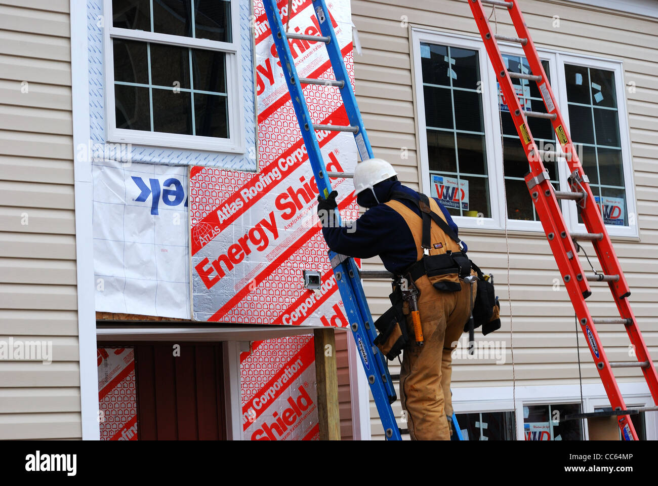 Insulation barrier hi-res stock photography and images - Alamy