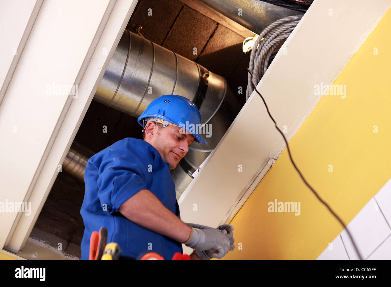 Wireing hi-res stock photography and images - Alamy