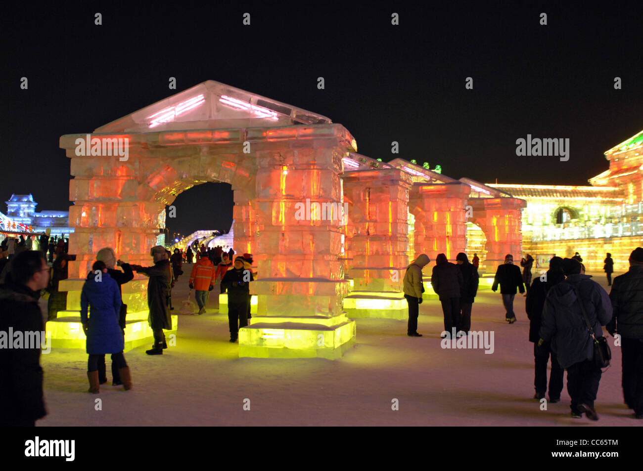 Harbin ice festival hi-res stock photography and images - Alamy