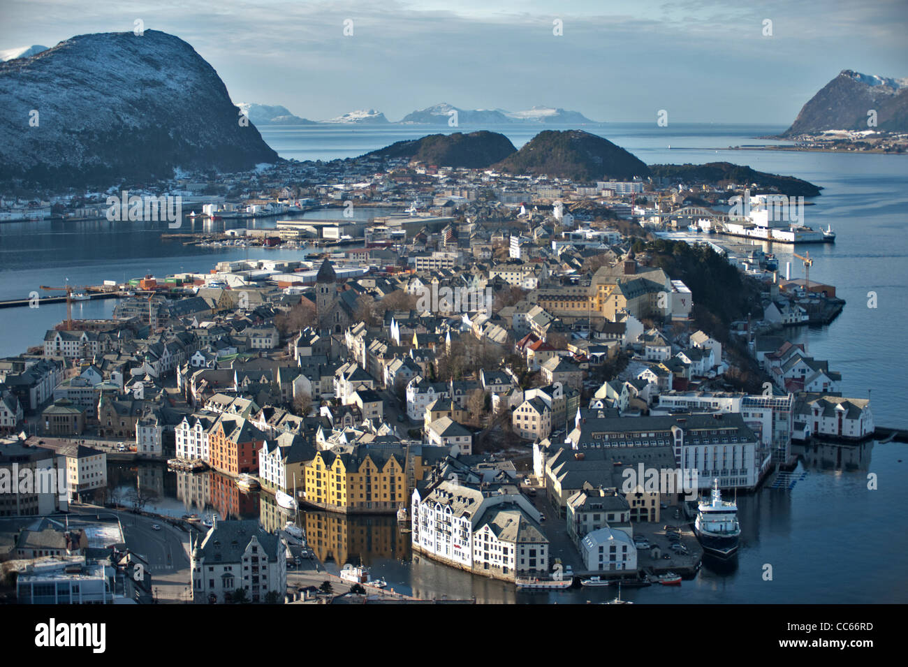 Alesund norwegen hi-res stock photography and images - Alamy