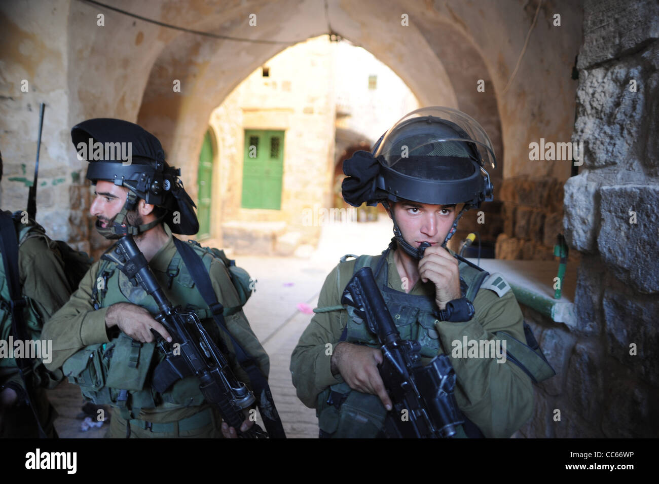 Palestine soldiers hi-res stock photography and images - Alamy