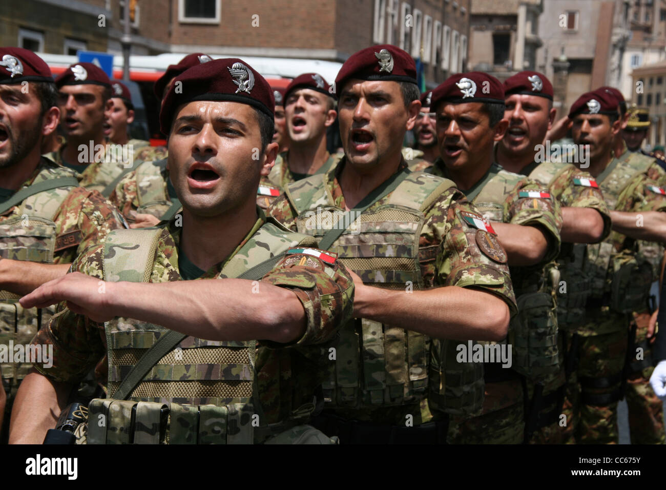 soldiers marching at the 2nd June parade in rome italy Stock Photo - Alamy