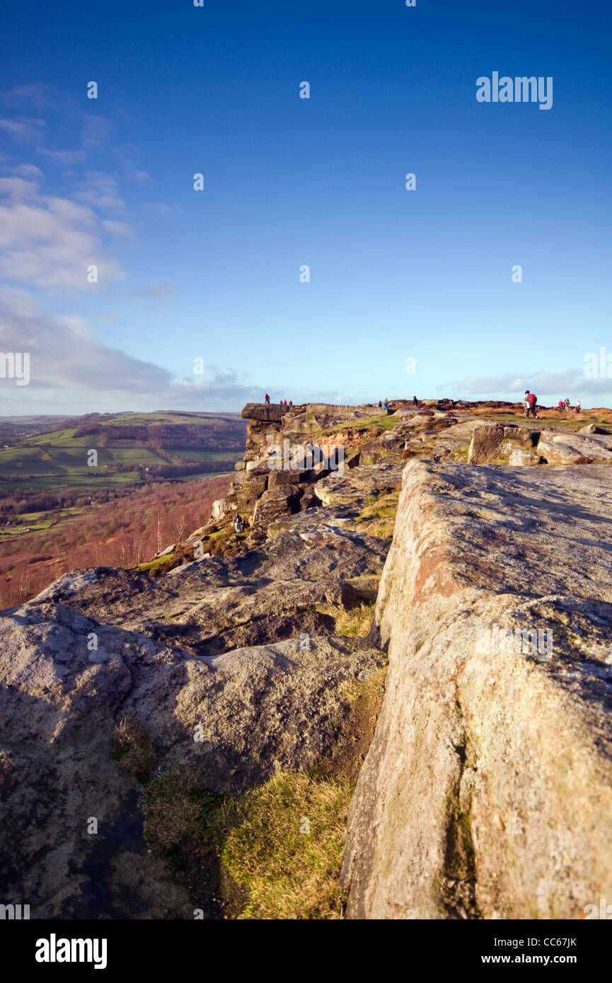 Curbar Edge in the Peak District National Park in Derbyshire, England ...