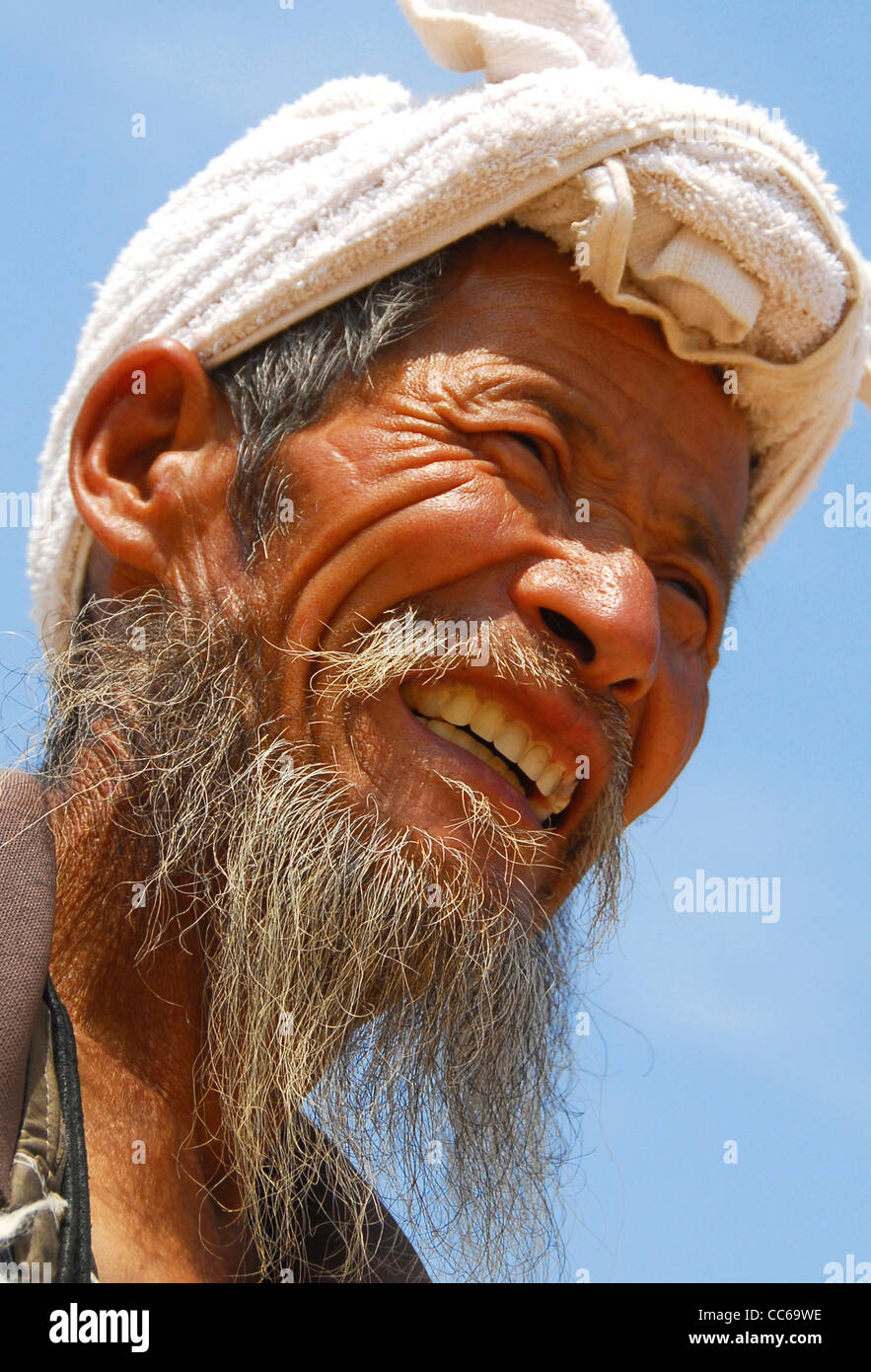 Old man, Yanan, Shaanxi , China Stock Photo - Alamy