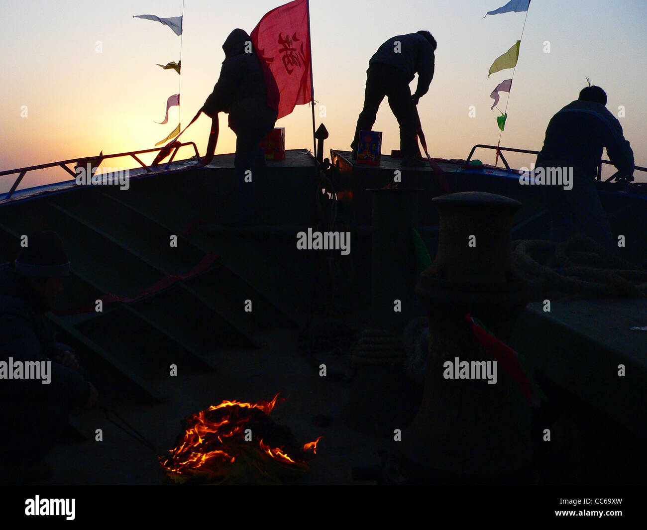 Building lou chuan ship lianyungang hi-res stock photography and images ...