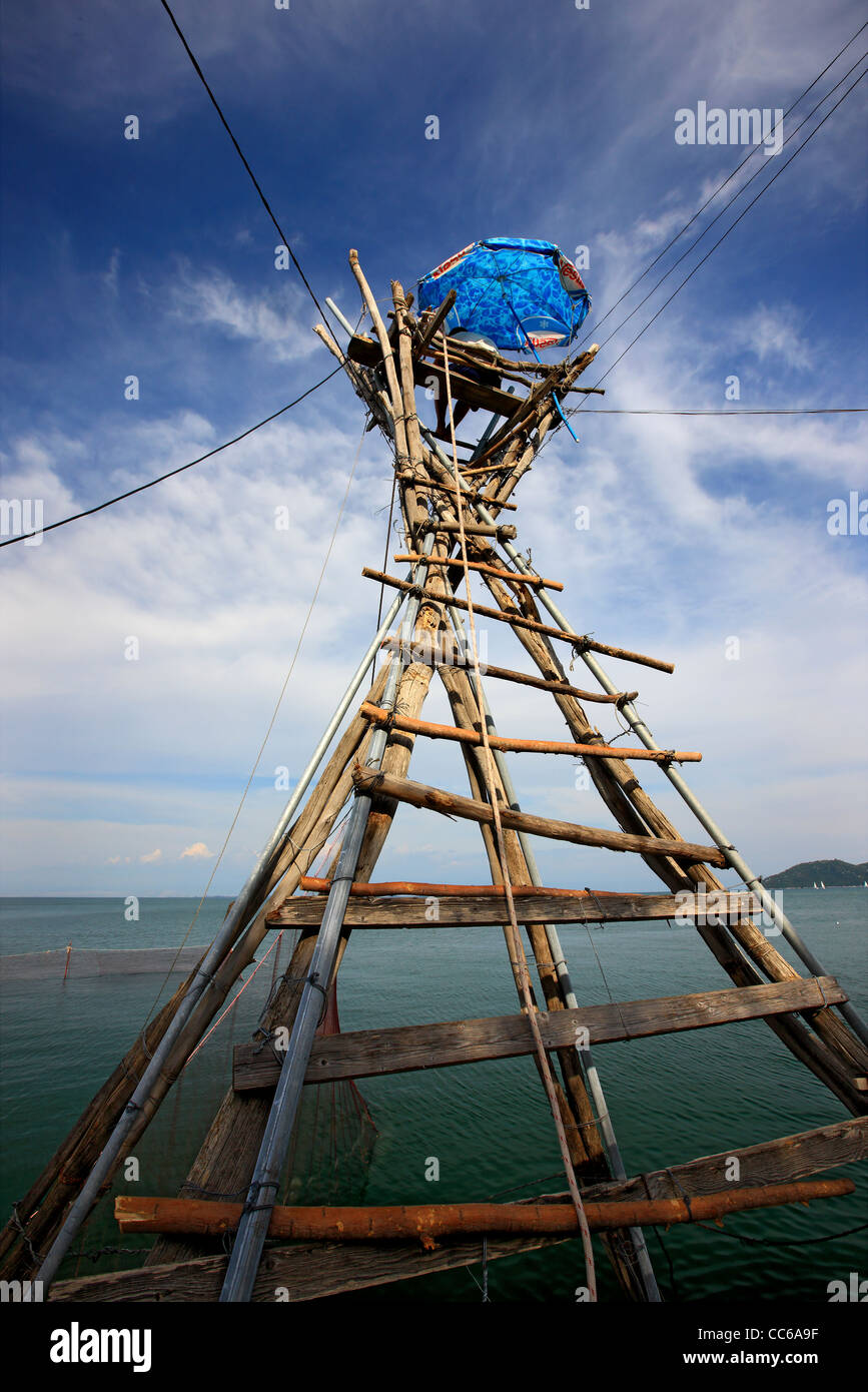 A very unusual way of fishing called "Daliani", used in the Ambracial ...