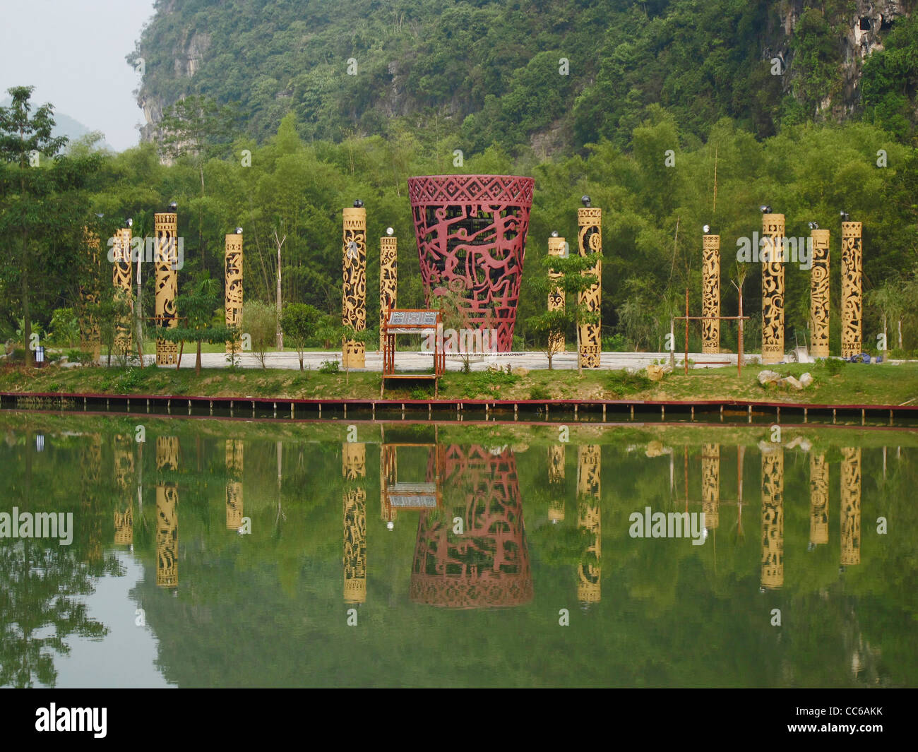 Decorative pillars hi-res stock photography and images - Alamy