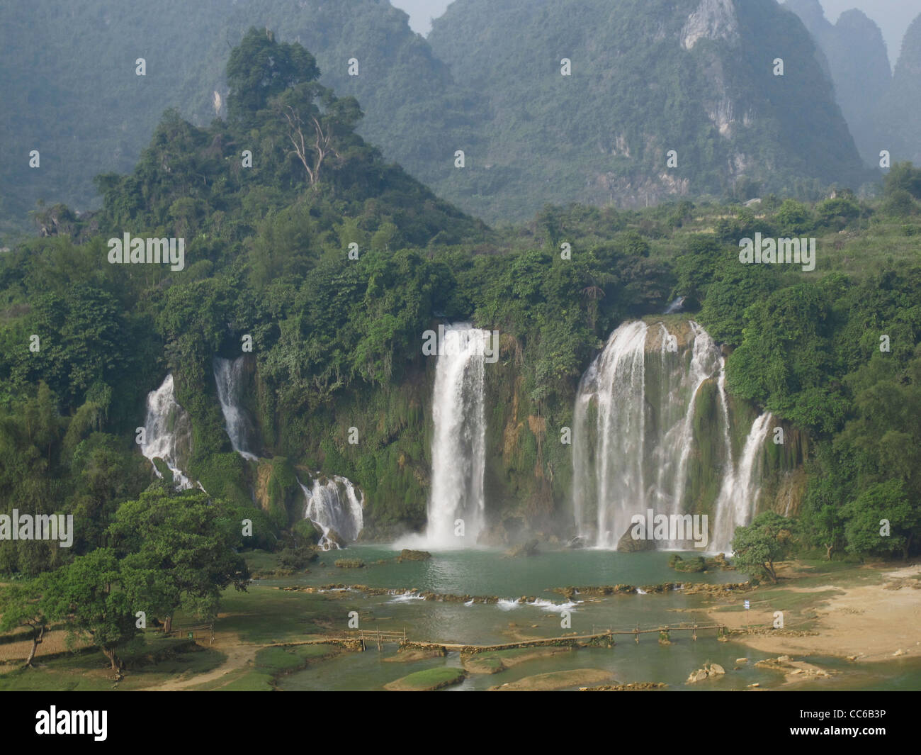 Detian Waterfall, Chongzuo, Guangxi , China Stock Photo - Alamy