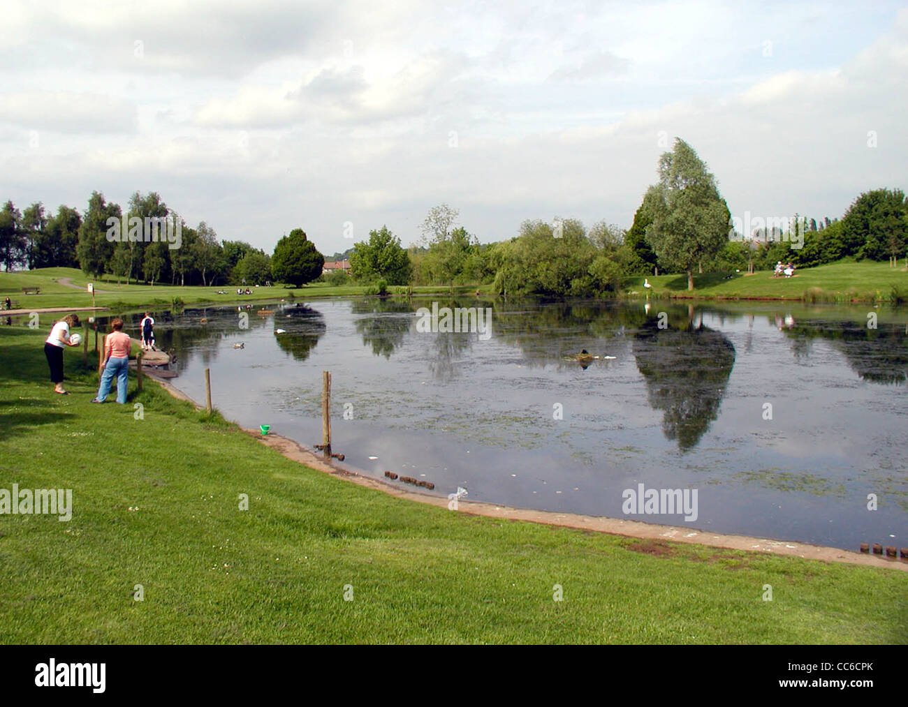 Kingsgate Park is a public park in Yate, South Gloucestershire, England ...