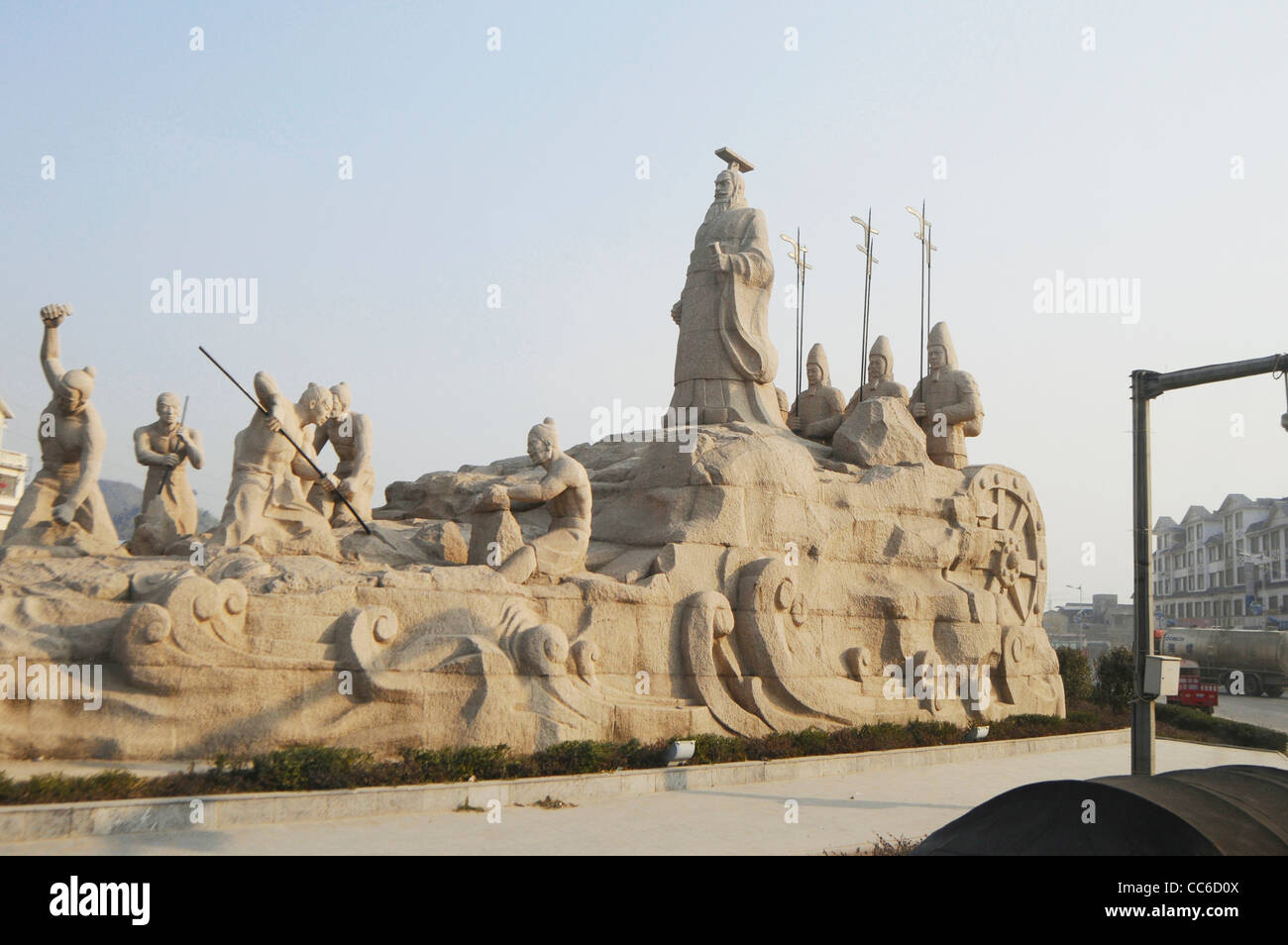 Ship statue hi-res stock photography and images - Alamy