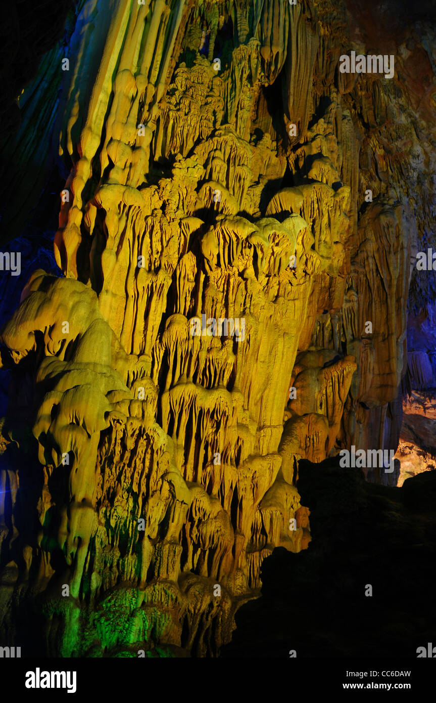 Rural reed flute cave hi-res stock photography and images - Alamy