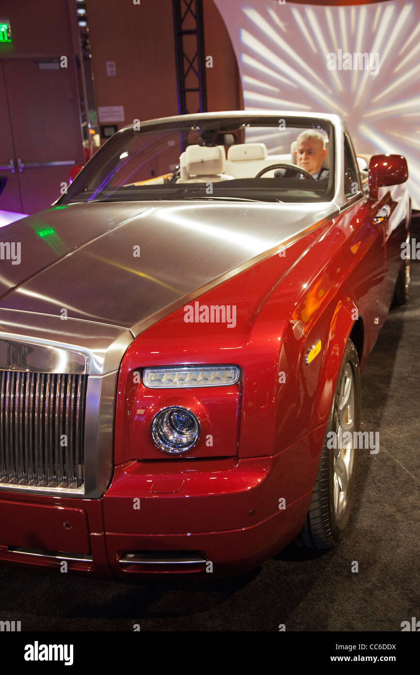 Luxury car rolls royce hi-res stock photography and images - Alamy