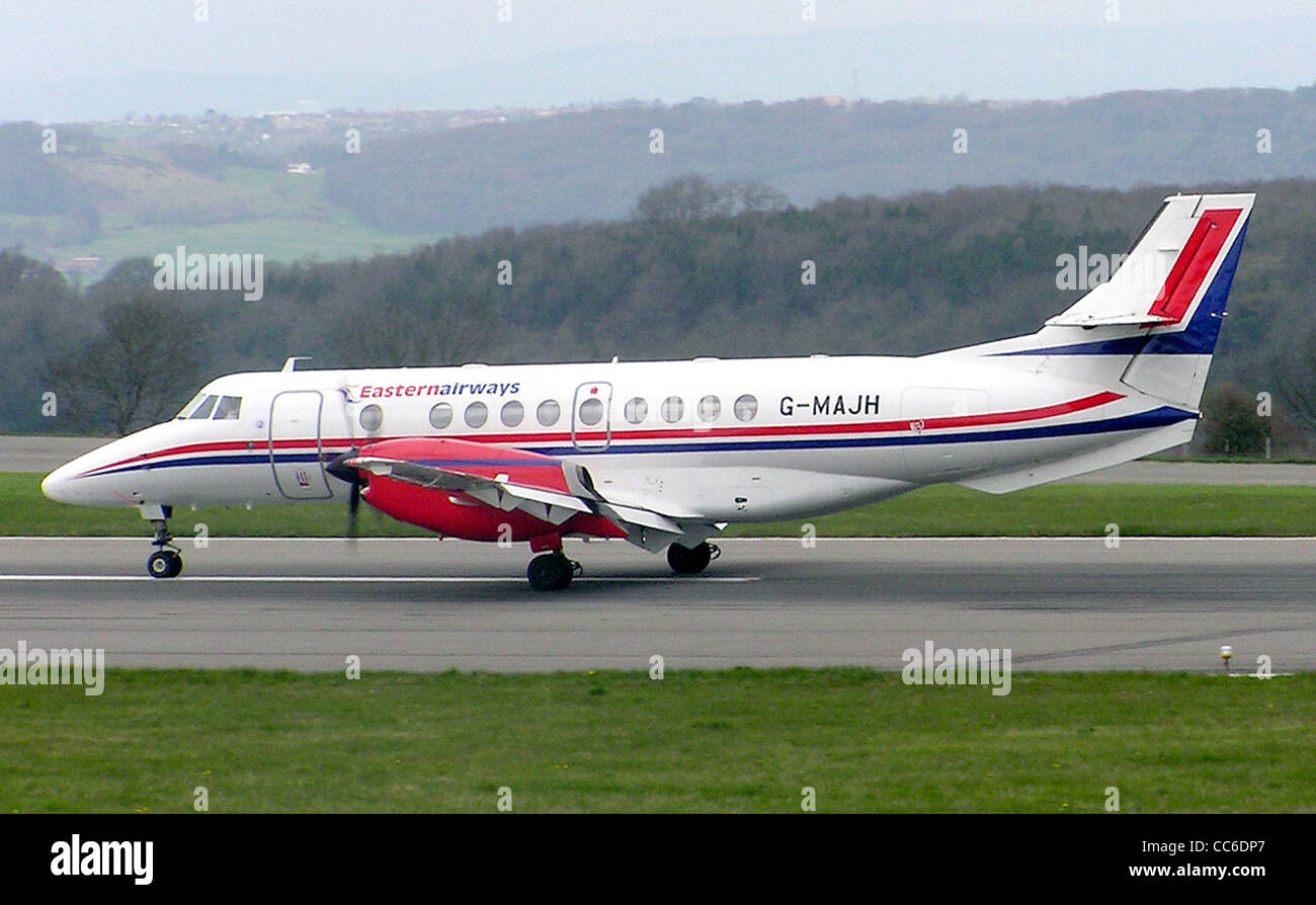 Runway bristol airport hi-res stock photography and images - Alamy