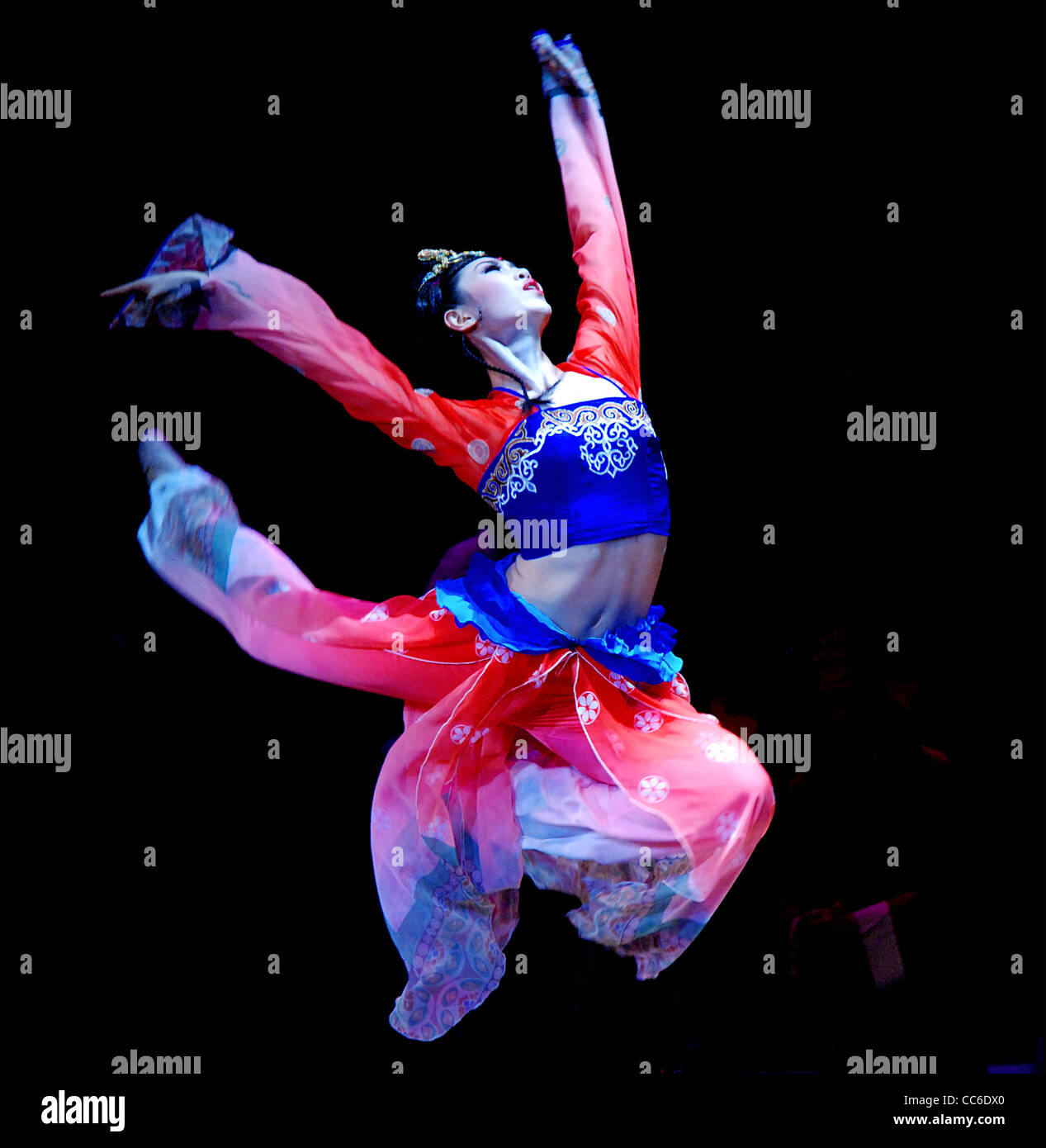 Dance appearance hi-res stock photography and images - Alamy