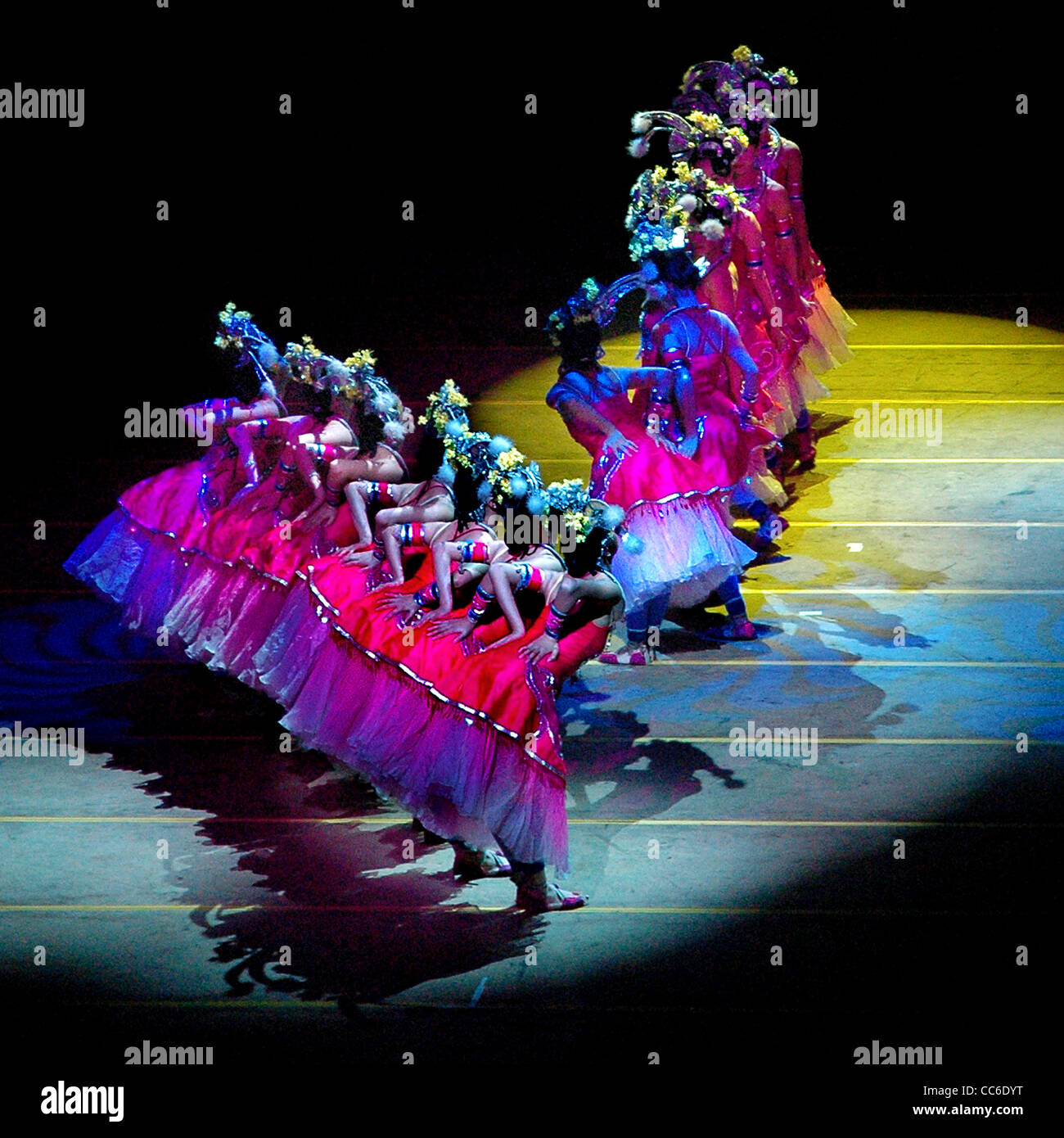 Traditional dance, Beijing, China Stock Photo - Alamy
