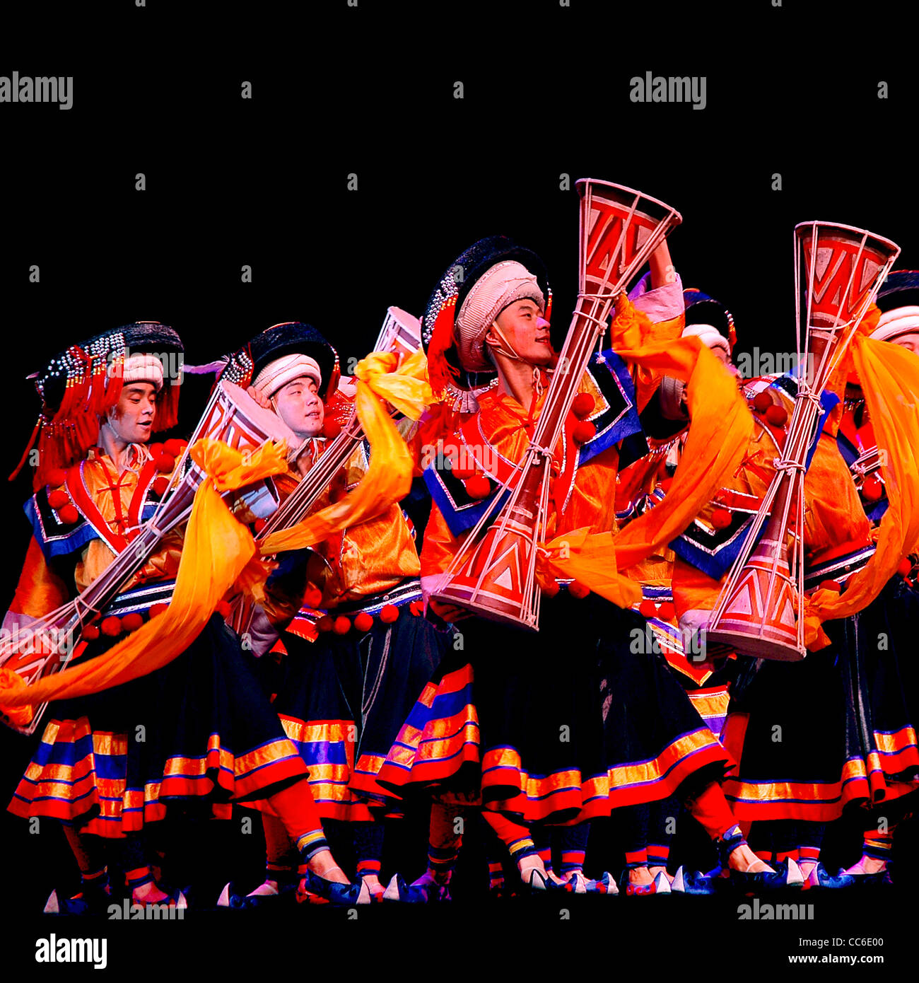 Traditional dance, Beijing, China Stock Photo - Alamy