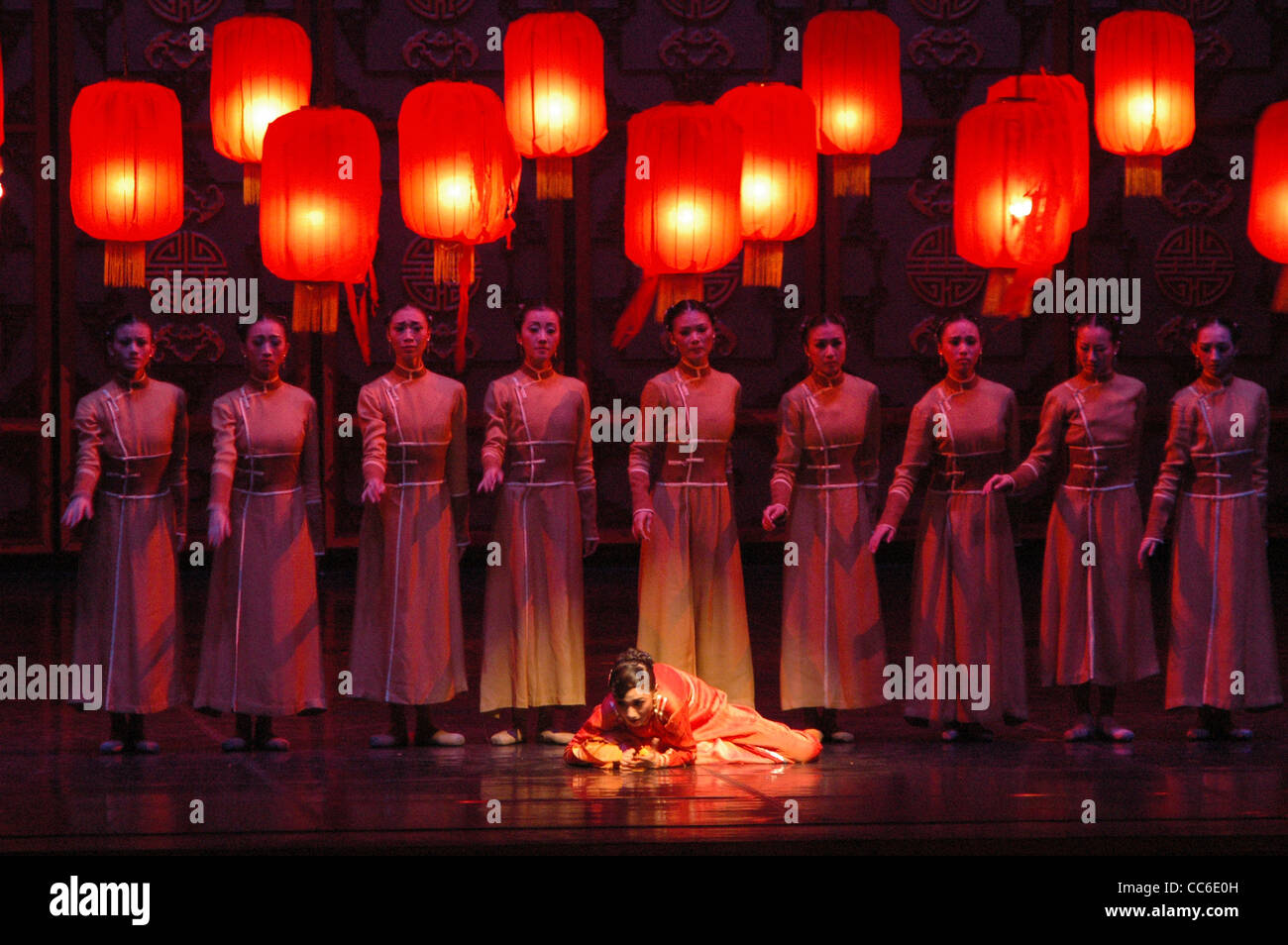 Chinese Classical Dance High Resolution Stock Photography and Images ...