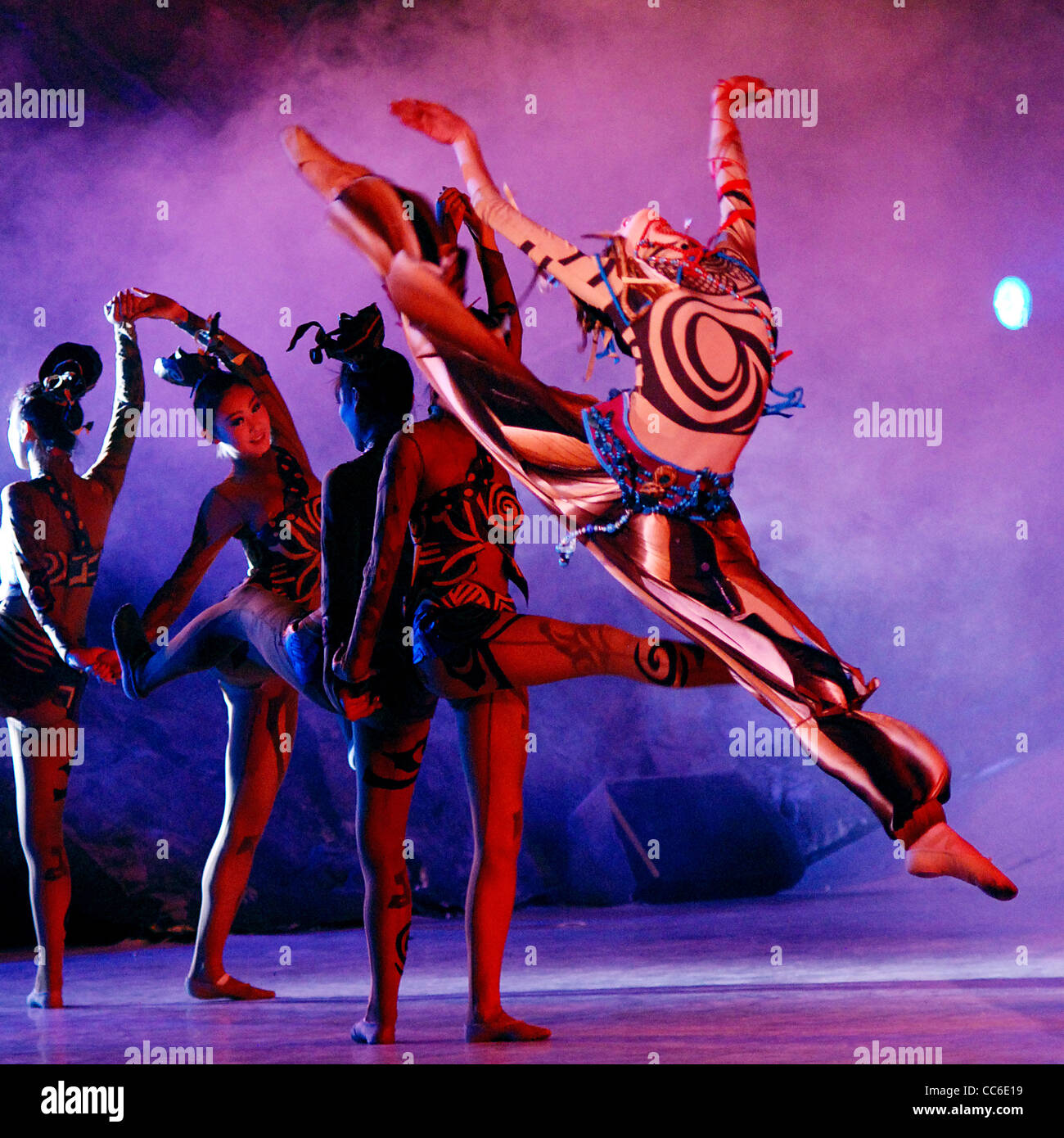 Traditional dance, Beijing, China Stock Photo - Alamy