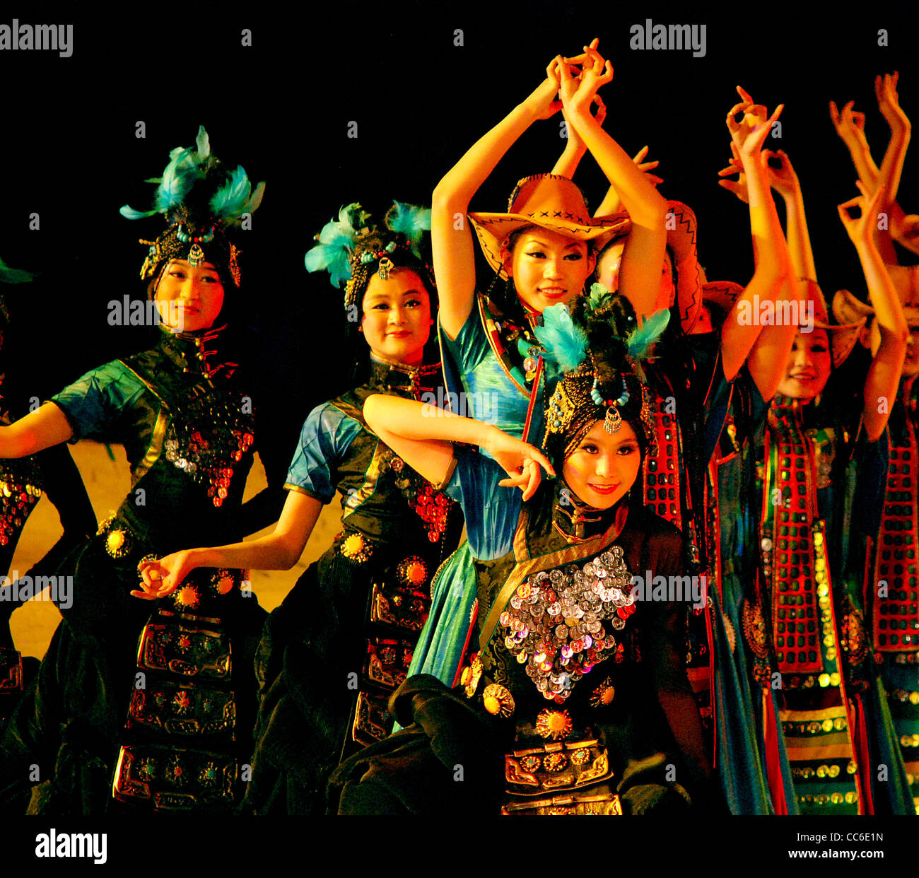 Traditional dance, Beijing, China Stock Photo - Alamy