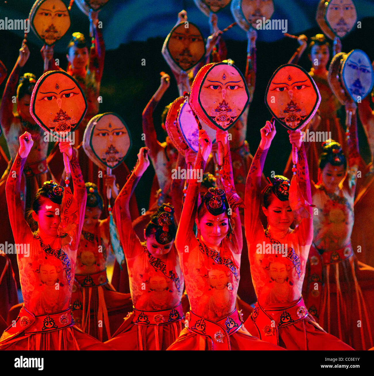 China ethnic group traditional dance hi-res stock photography and ...