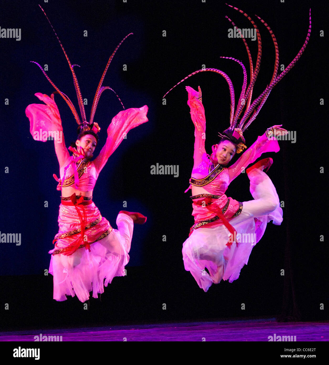 Traditional dance, Beijing, China Stock Photo - Alamy
