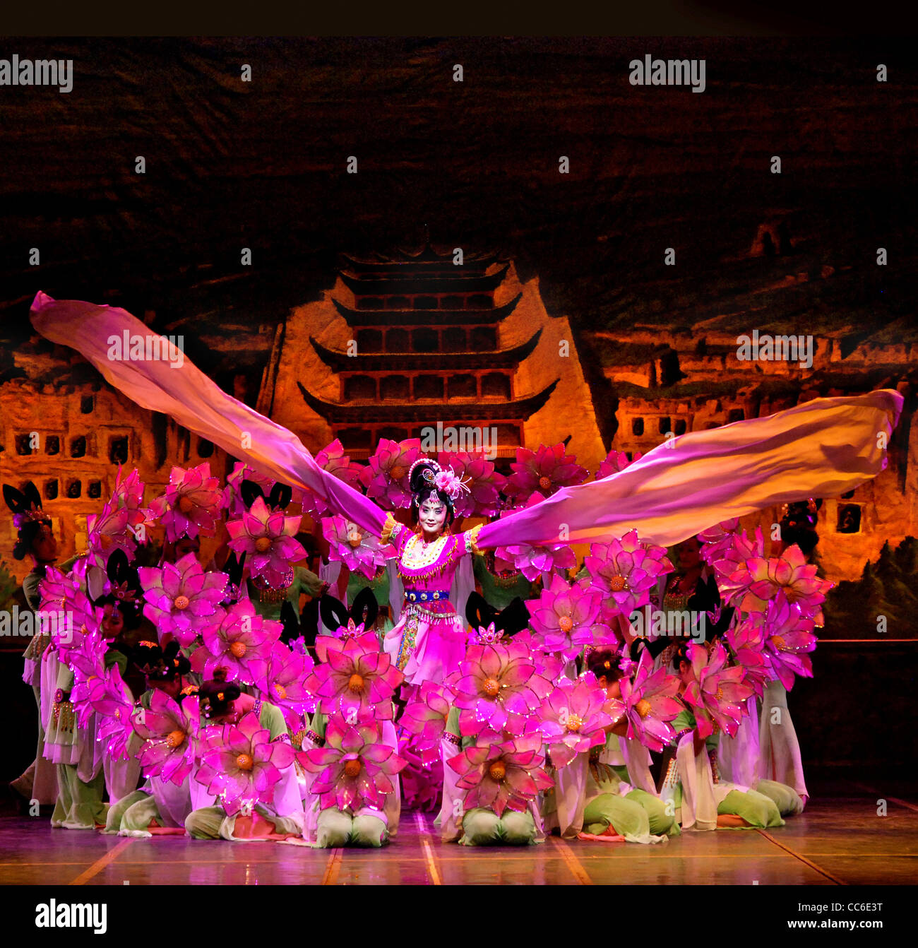 Peking opera performance, Beijing, China Stock Photo - Alamy