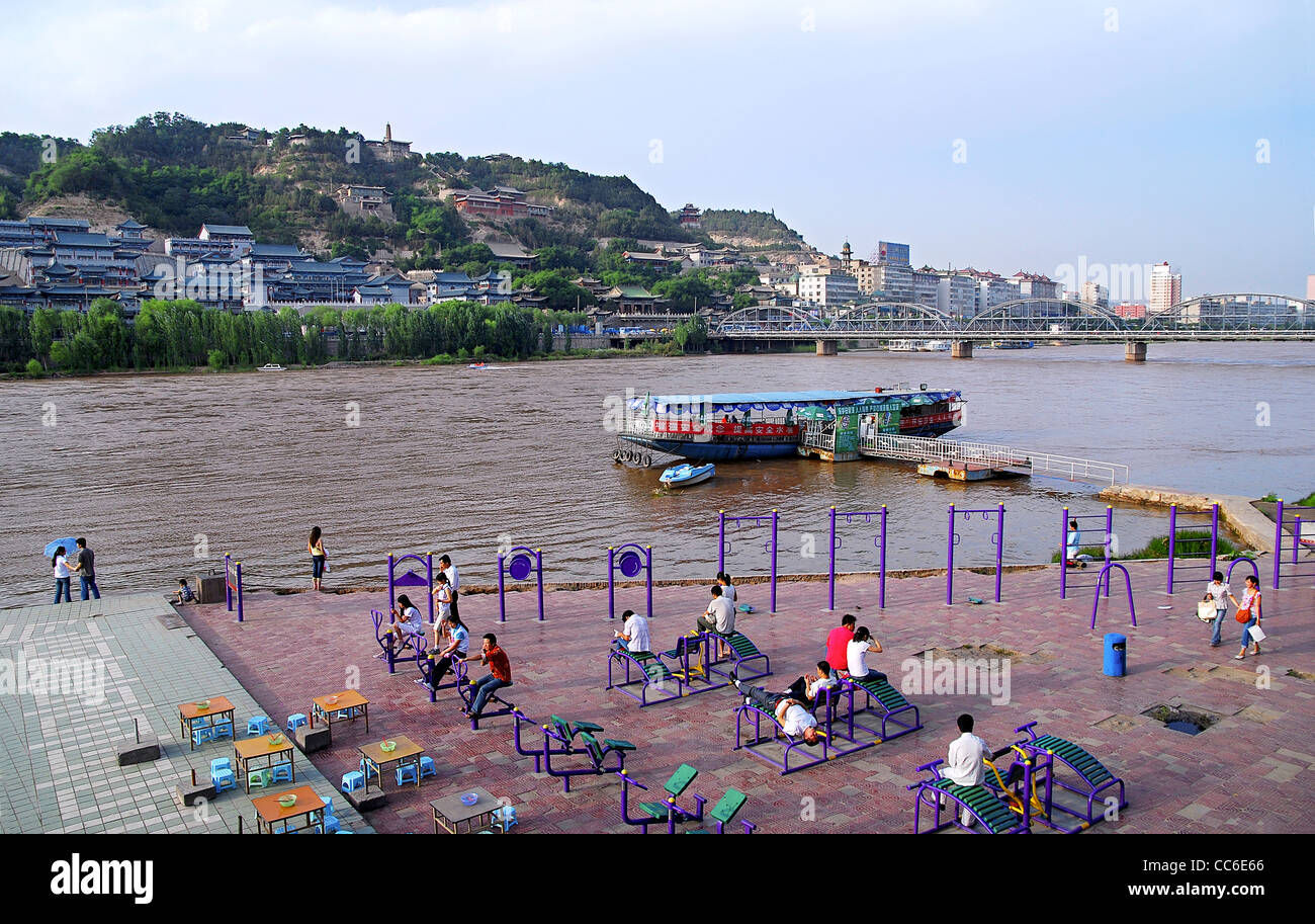 Yellow River, Lanzhou, Gansu , China Stock Photo - Alamy