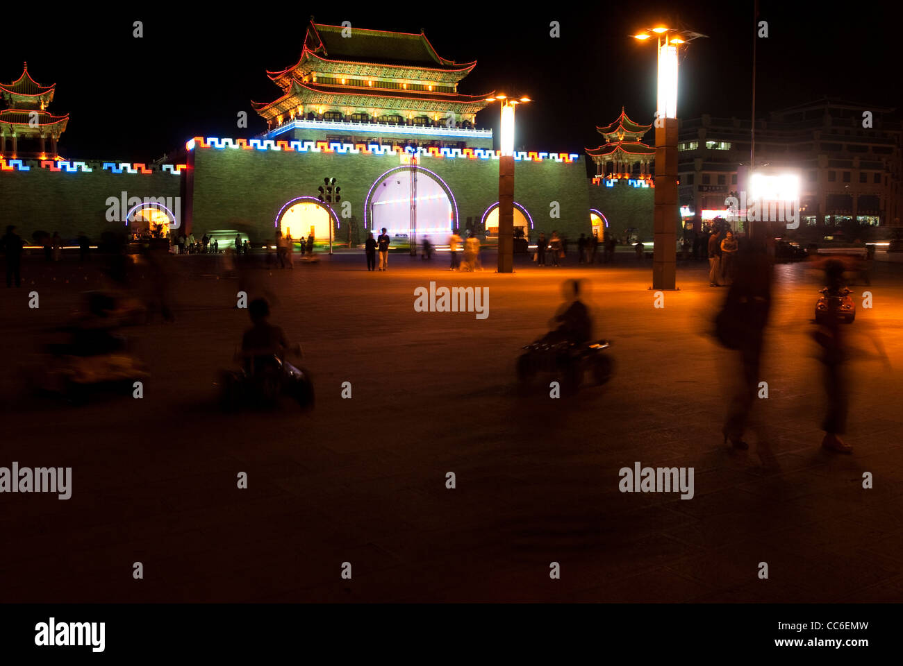 Chinese gate tower hi-res stock photography and images - Alamy