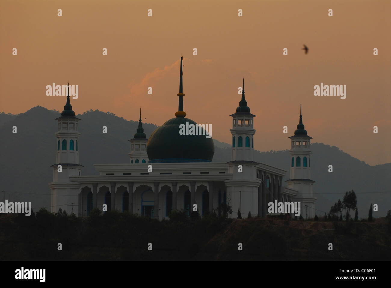 Qudong Mosque at sunset, Yongping, Dali, Yunnan , China Stock Photo - Alamy