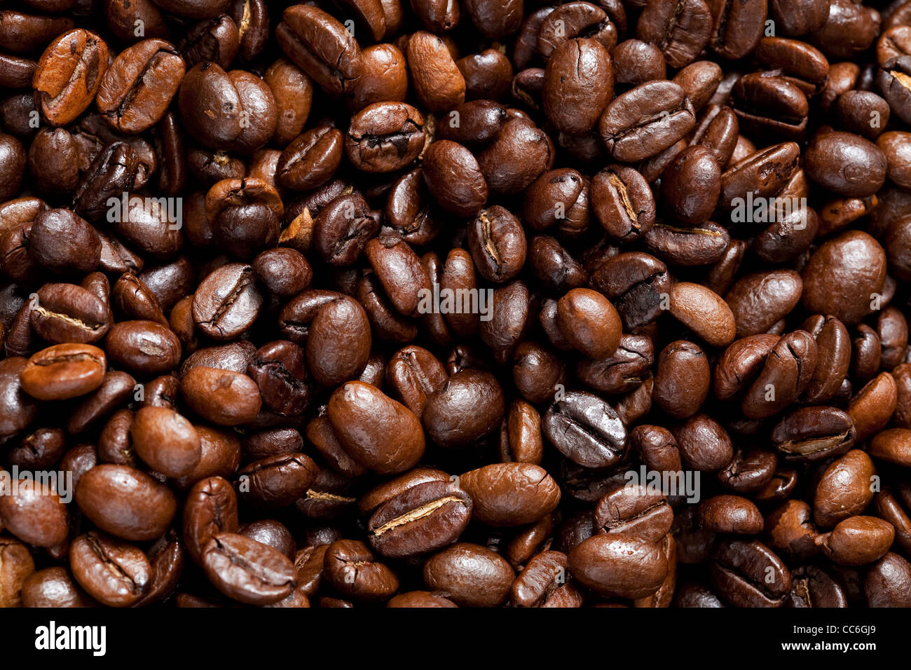 Coffee bean background. Roasted espresso beans. Studio shot Stock Photo - Alamy