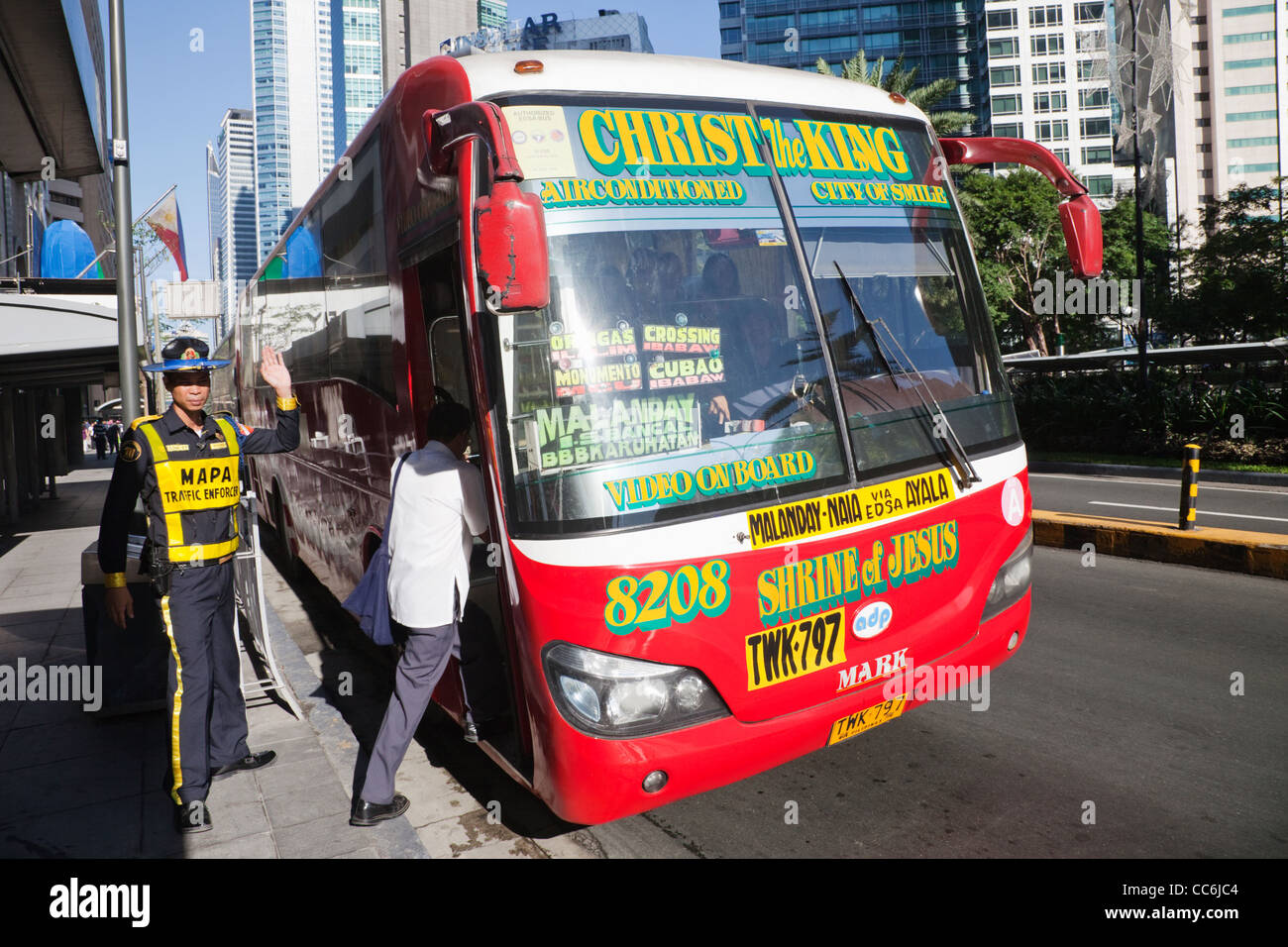 Philippines, Manila, Makati, Ayala Avenue, Typical Bus Stock Photo - Alamy