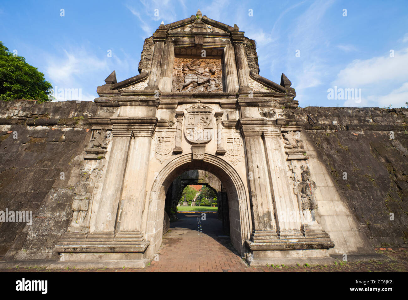 Gate gateway manila philippines hi-res stock photography and images - Alamy