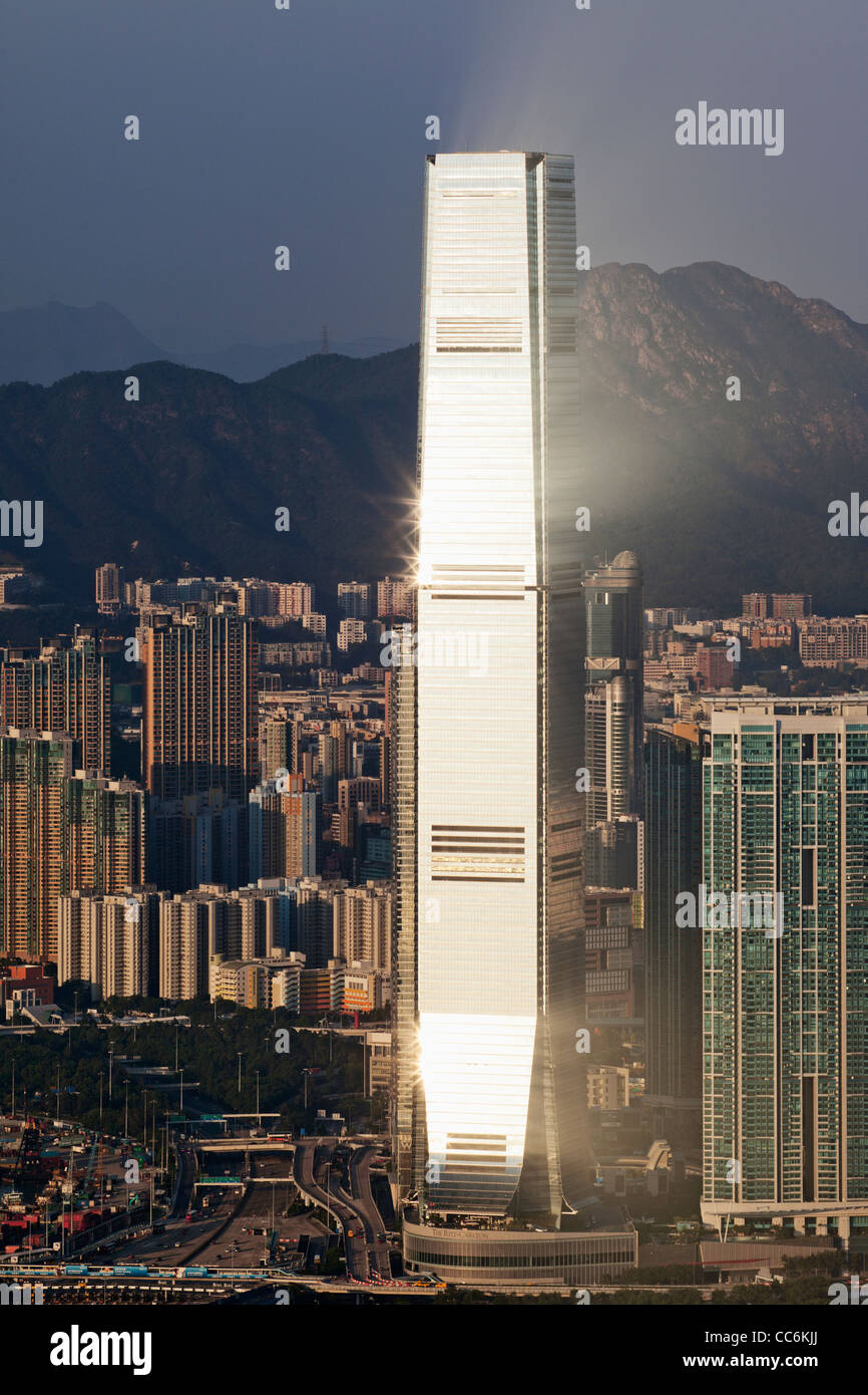 China, Hong Kong, West Kowloon, International Commerce Centre Building ...