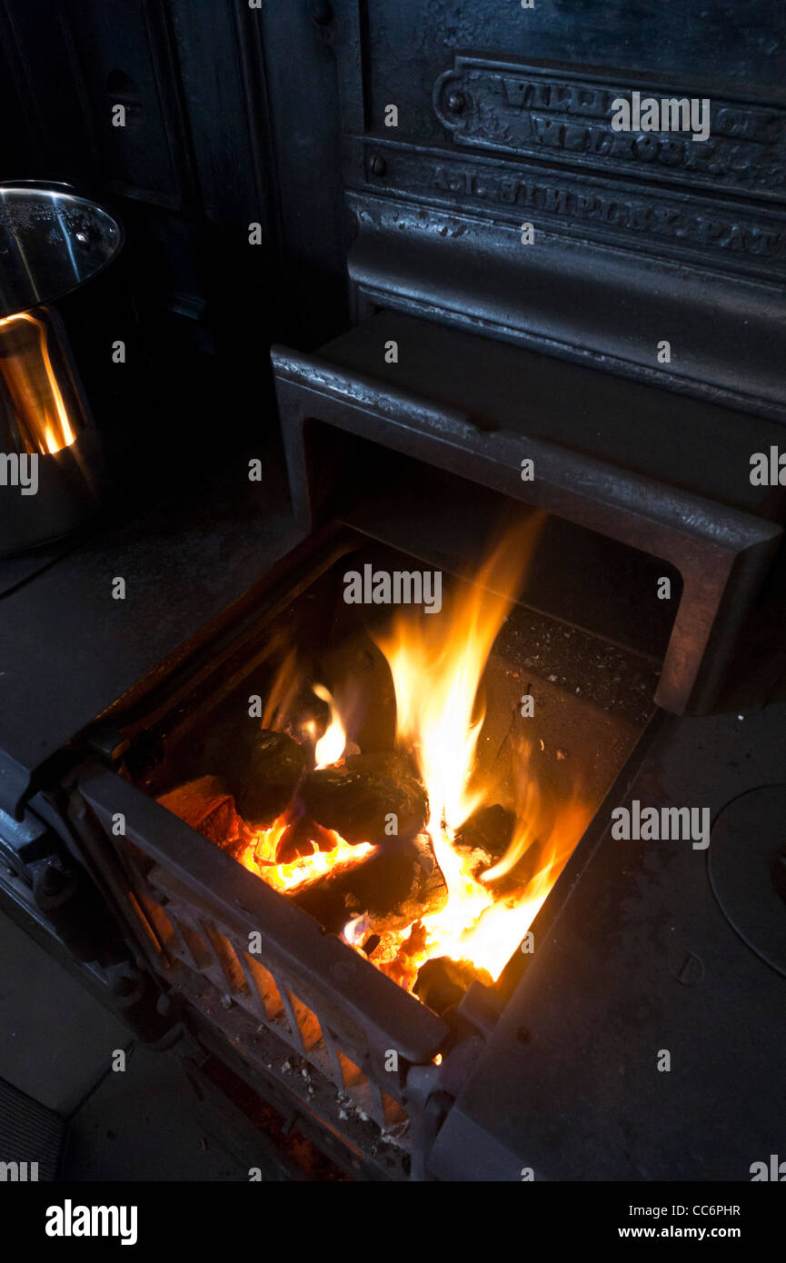 Coal range hi-res stock photography and images - Alamy