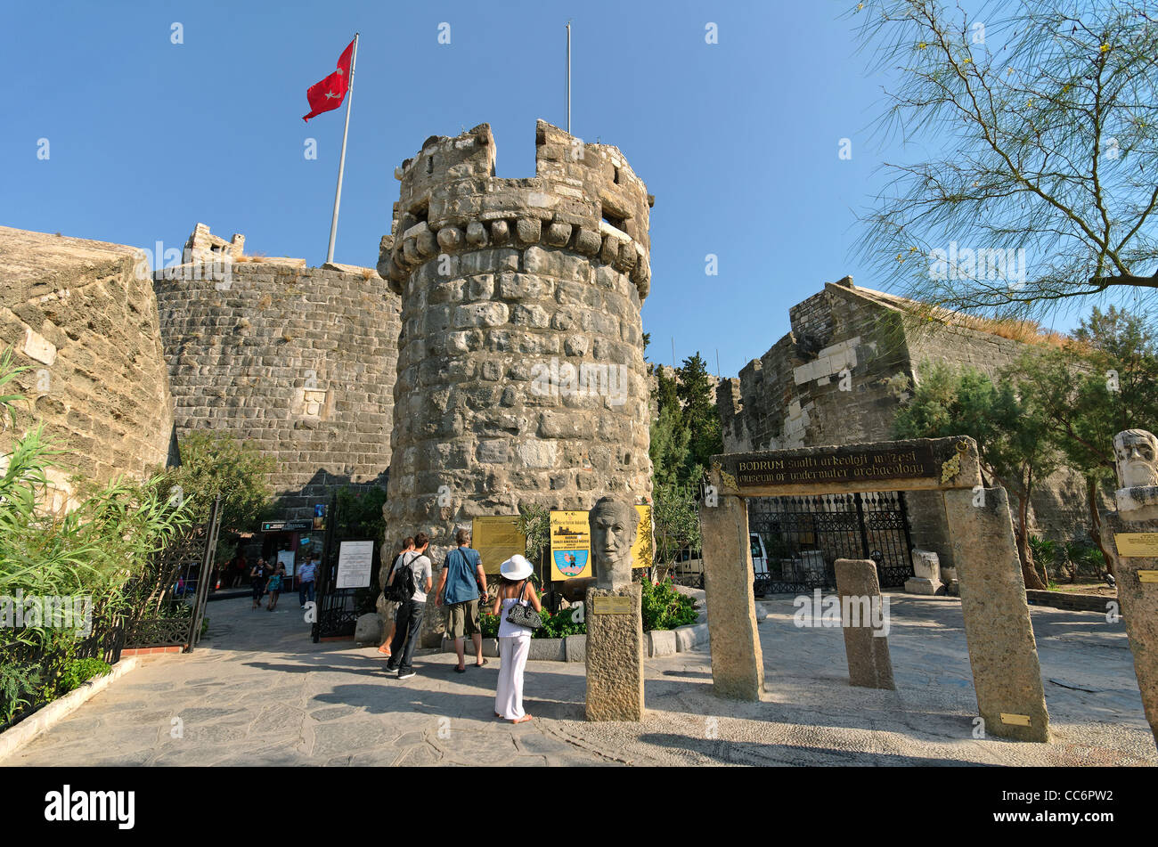 Entrance to Bodrum Castle and Museum of Underwater Archaeology, Bodrum ...