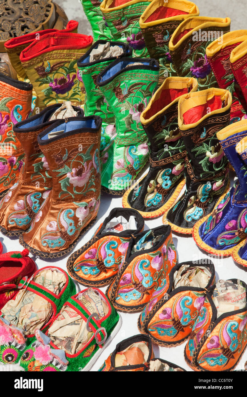 Chinese slippers hi-res stock photography and images - Alamy