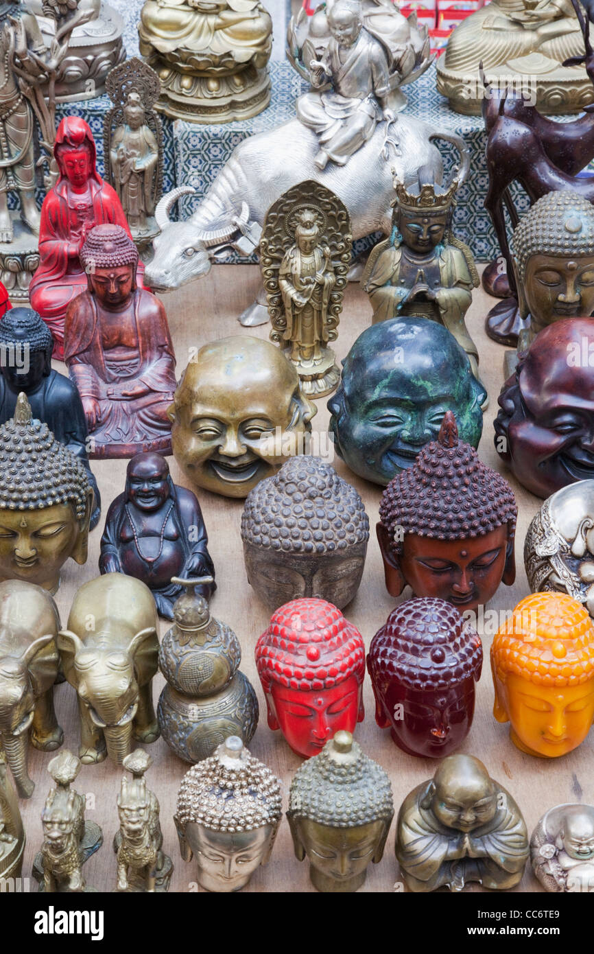 Chinese statues store hi-res stock photography and images - Alamy