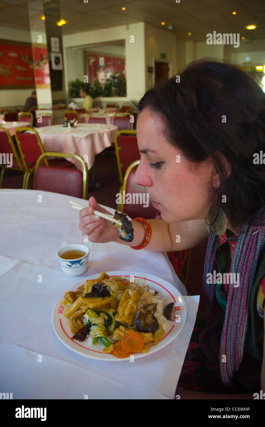People eating inside london restaurant hi-res stock photography and ...