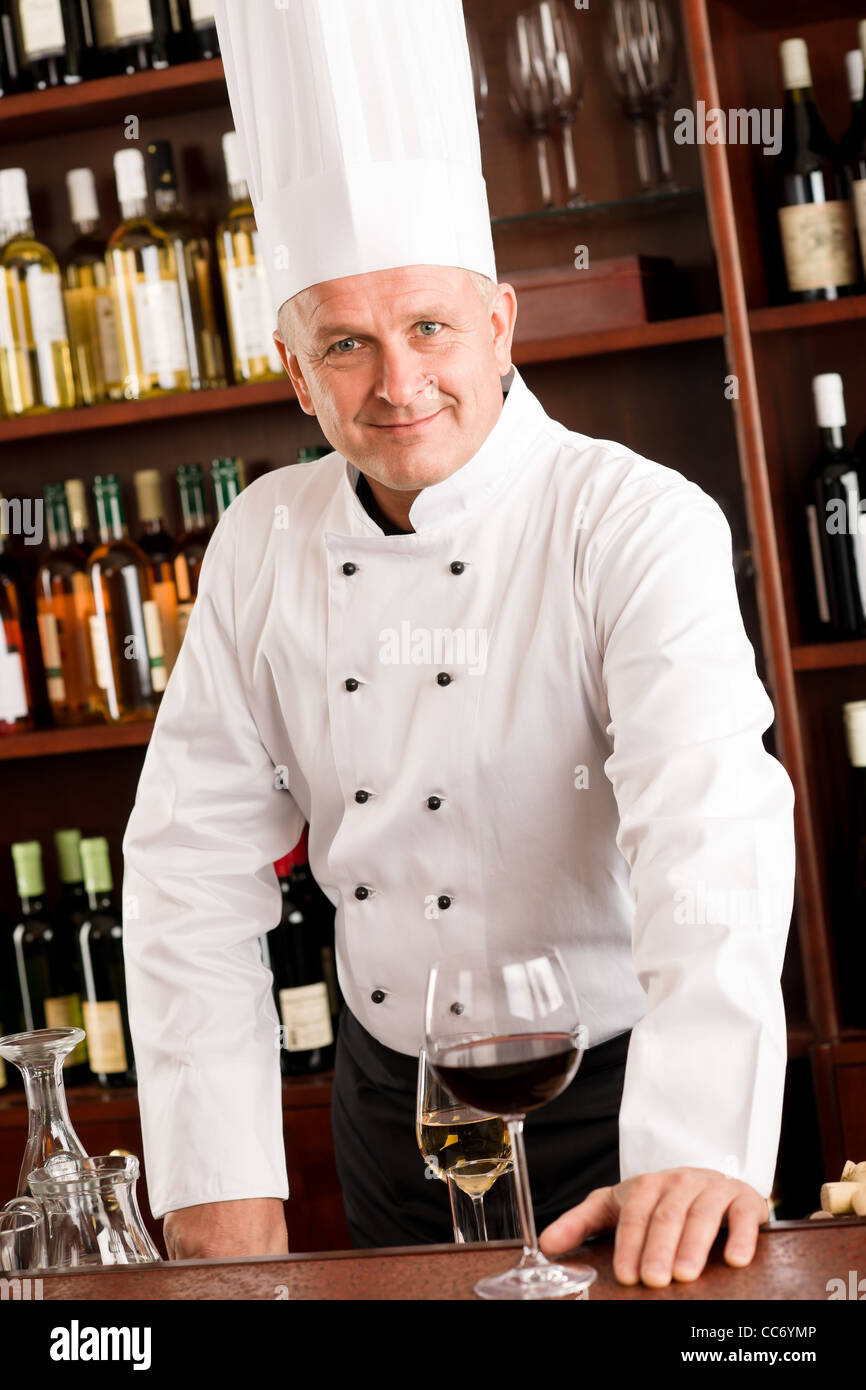 Bar chef hi-res stock photography and images - Alamy