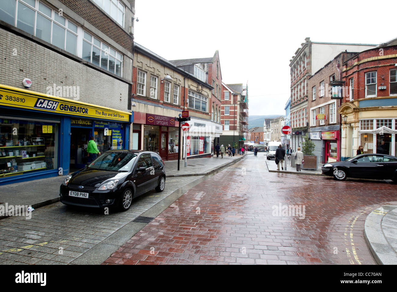 Merthyr Tydfil High Street High Resolution Stock Photography and Images ...