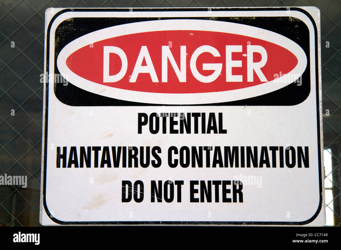 Nuclear warning sign hi-res stock photography and images - Alamy